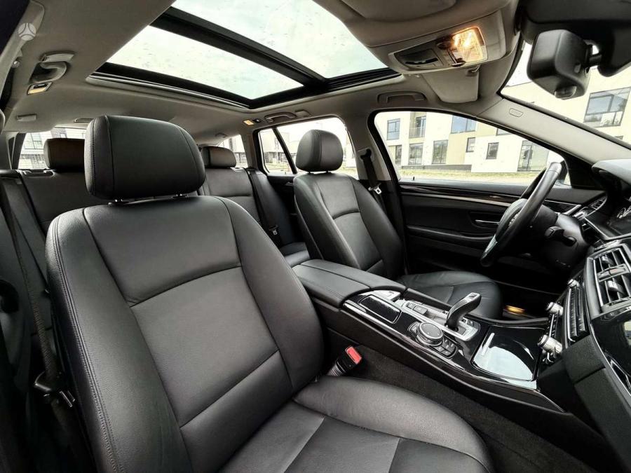 Grey BMW 520 2016 in Vilnius, with an engine capacity of 2.00 L and mileage of 264 thousand km for 11699 €, photo 31 on AUTOMOTO.COM.LV