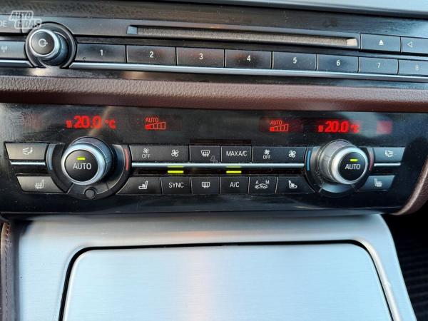 Grey BMW 520 2016 in Panevezys, with an engine capacity of 2.00 L and mileage of 258 thousand km for 12000 €, photo 9 on AUTOMOTO.COM.LV