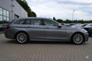Grey BMW 520 2016 in Vilnius, with an engine capacity of 2.00 L and mileage of 281 thousand km for 12500 €, photo 7 on AUTOMOTO.COM.LV