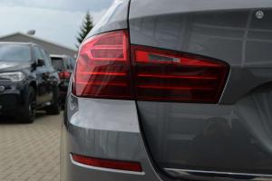 Grey BMW 520 2016 in Vilnius, with an engine capacity of 2.00 L and mileage of 281 thousand km for 12500 €, photo 16 on AUTOMOTO.COM.LV