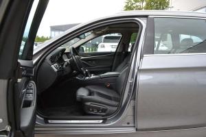 Grey BMW 520 2016 in Vilnius, with an engine capacity of 2.00 L and mileage of 281 thousand km for 12500 €, photo 25 on AUTOMOTO.COM.LV