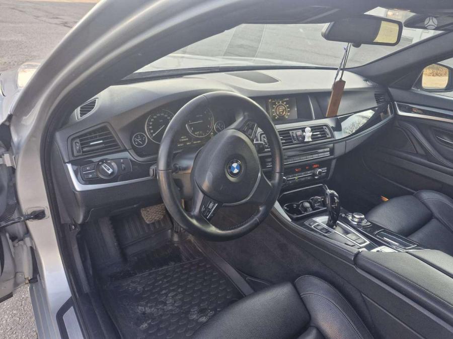 Pelēks BMW 520 2016 Jonava, ar dzinēja tilpumu 2.00 L un nobraukumu 350 tūkst. km par 7999 €, foto 15 vietnē AUTOMOTO.COM.LV