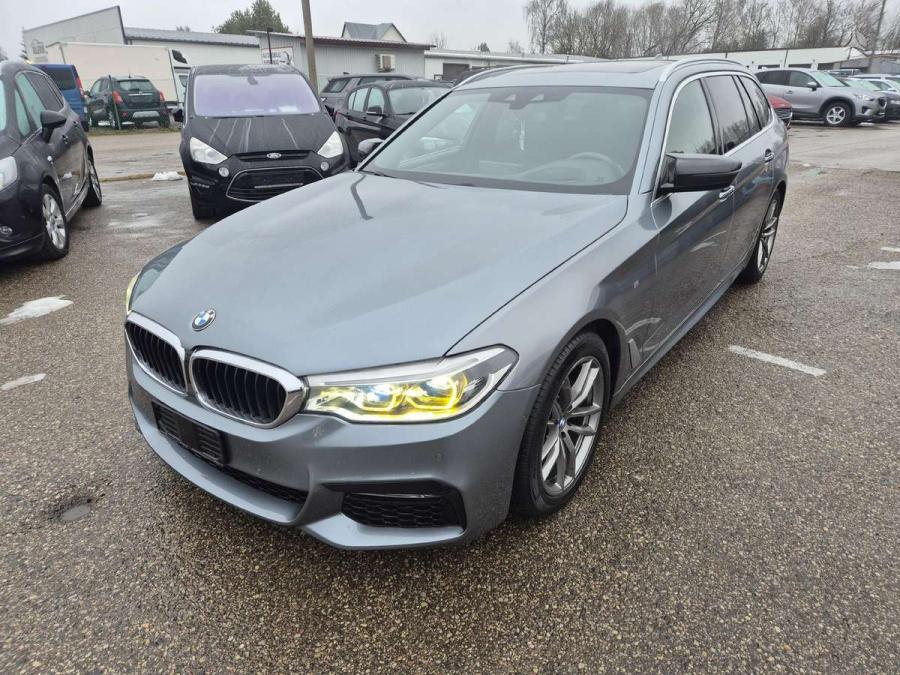 Grey BMW 520 2017 in Utena, with an engine capacity of 2.00 L and mileage of 263 thousand km for 17850 €, photo 2 on AUTOMOTO.COM.LV