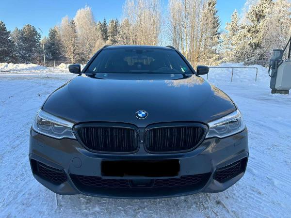 Grey BMW 520 2017 in Siauliai, with an engine capacity of 2.00 L and mileage of 196 thousand km for 19600 €, photo 2 on AUTOMOTO.COM.LV