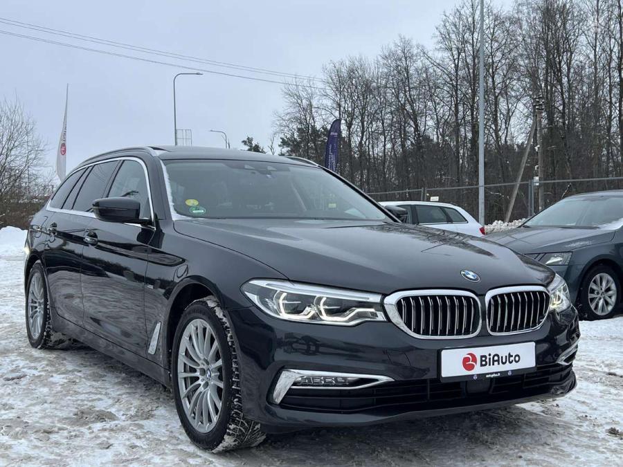 Pelēks BMW 520 2017 Utena, ar dzinēja tilpumu 2.00 L un nobraukumu 307 tūkst. km par 15750 €, foto 2 vietnē AUTOMOTO.COM.LV