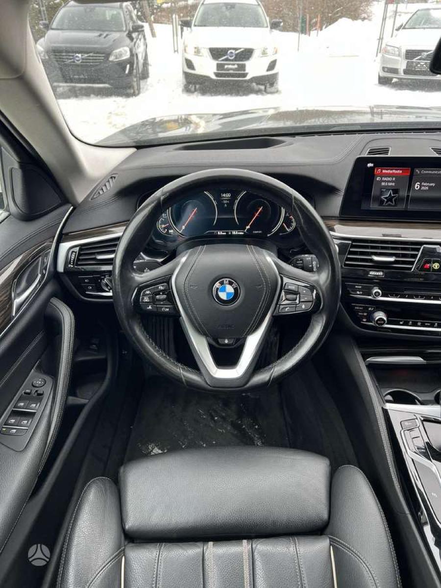 Pelēks BMW 520 2017 Utena, ar dzinēja tilpumu 2.00 L un nobraukumu 307 tūkst. km par 15750 €, foto 21 vietnē AUTOMOTO.COM.LV