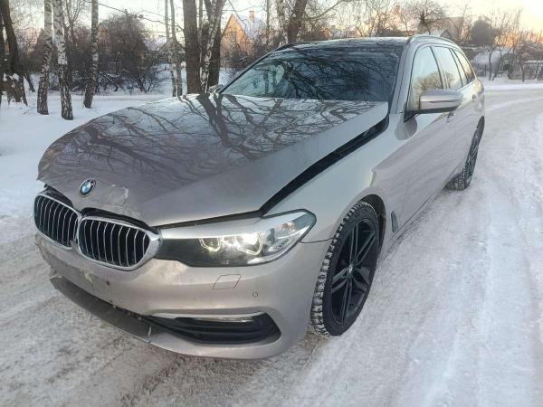 Grey BMW 520 2017 in Raseiniai, with an engine capacity of 2.00 L and mileage of 370 thousand km for 8900 €, photo 1 on AUTOMOTO.COM.LV