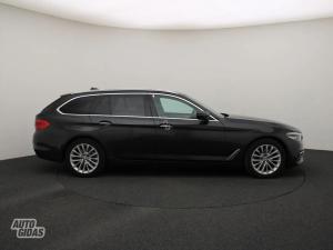 Pelēks BMW 520 2017 Viļņa, ar dzinēja tilpumu 2.00 L un nobraukumu 186 tūkst. km par 18999 €, foto 10 vietnē AUTOMOTO.COM.LV