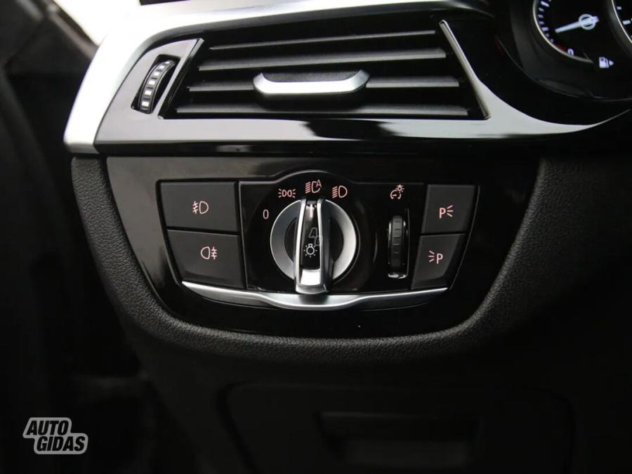 Pelēks BMW 520 2017 Viļņa, ar dzinēja tilpumu 2.00 L un nobraukumu 186 tūkst. km par 18999 €, foto 28 vietnē AUTOMOTO.COM.LV