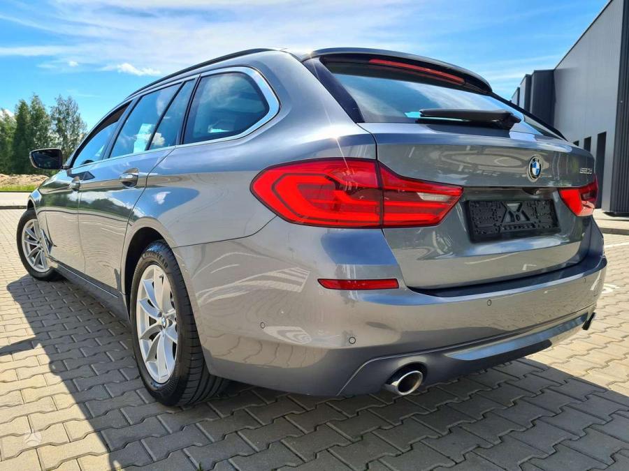Pelēks BMW 520 2017 Kauņa, ar dzinēja tilpumu 2.00 L un nobraukumu 149 tūkst. km par 16750 €, foto 4 vietnē AUTOMOTO.COM.LV