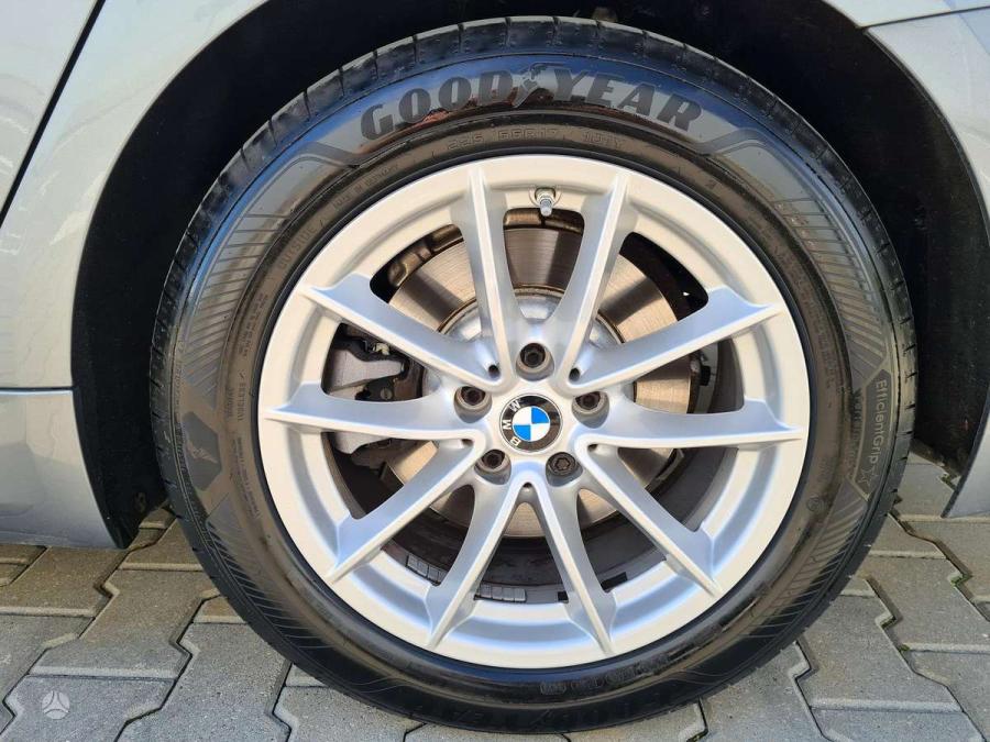 Pelēks BMW 520 2017 Kauņa, ar dzinēja tilpumu 2.00 L un nobraukumu 149 tūkst. km par 16750 €, foto 11 vietnē AUTOMOTO.COM.LV
