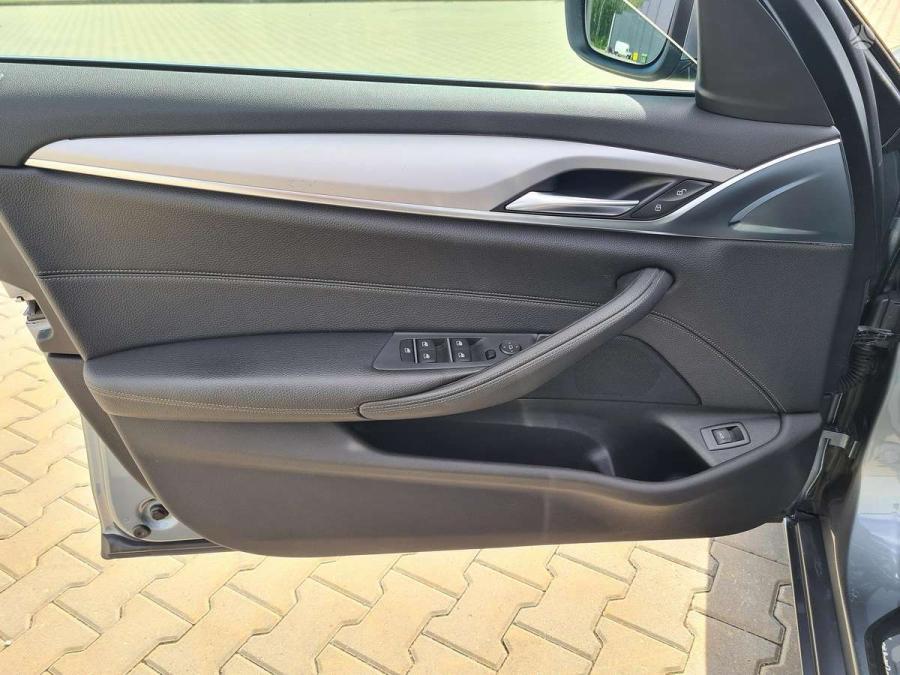 Pelēks BMW 520 2017 Kauņa, ar dzinēja tilpumu 2.00 L un nobraukumu 149 tūkst. km par 16750 €, foto 20 vietnē AUTOMOTO.COM.LV