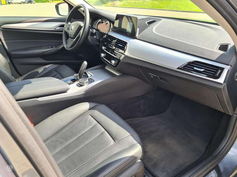 Pelēks BMW 520 2017 Kauņa, ar dzinēja tilpumu 2.00 L un nobraukumu 149 tūkst. km par 16750 €, foto 27 vietnē AUTOMOTO.COM.LV