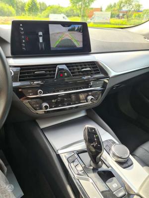 Pelēks BMW 520 2017 Kauņa, ar dzinēja tilpumu 2.00 L un nobraukumu 149 tūkst. km par 16750 €, foto 32 vietnē AUTOMOTO.COM.LV