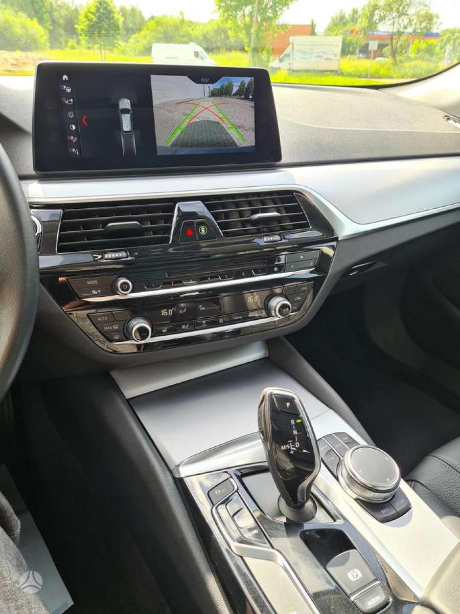Pelēks BMW 520 2017 Kauņa, ar dzinēja tilpumu 2.00 L un nobraukumu 149 tūkst. km par 16750 €, foto 32 vietnē AUTOMOTO.COM.LV