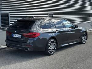 Grey BMW 520 2017 in Riga, with an engine capacity of 2.00 L and mileage of 325 thousand km for 16900 €, photo 6 on AUTOMOTO.COM.LV
