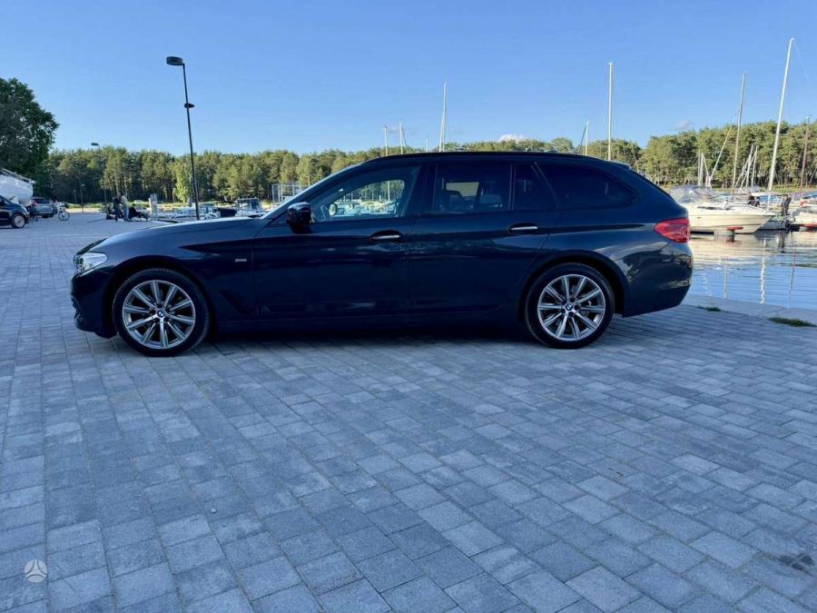 Grey BMW 520 2017 in Kaunas, with an engine capacity of 2.00 L and mileage of 287 thousand km for 17400 €, photo 11 on AUTOMOTO.COM.LV