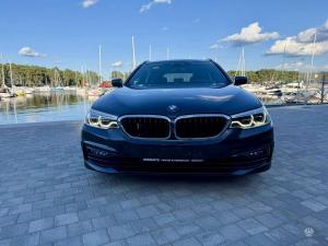 Grey BMW 520 2017 in Kaunas, with an engine capacity of 2.00 L and mileage of 287 thousand km for 17400 €, photo 12 on AUTOMOTO.COM.LV
