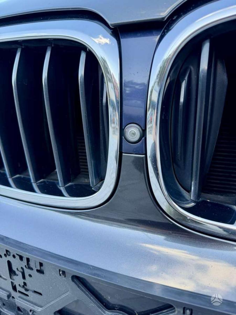 Grey BMW 520 2017 in Kaunas, with an engine capacity of 2.00 L and mileage of 287 thousand km for 17400 €, photo 18 on AUTOMOTO.COM.LV