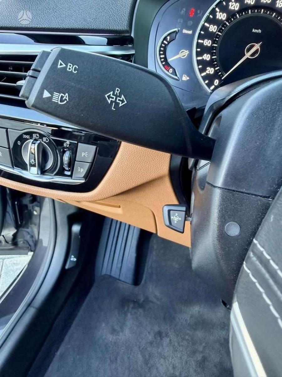 Grey BMW 520 2017 in Kaunas, with an engine capacity of 2.00 L and mileage of 287 thousand km for 17400 €, photo 31 on AUTOMOTO.COM.LV