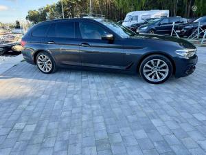 Grey BMW 520 2017 in Kaunas, with an engine capacity of 2.00 L and mileage of 287 thousand km for 16900 €, photo 9 on AUTOMOTO.COM.LV