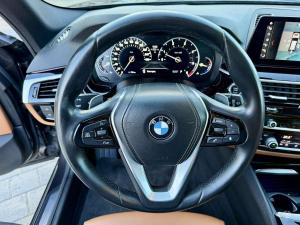 Grey BMW 520 2017 in Kaunas, with an engine capacity of 2.00 L and mileage of 287 thousand km for 16900 €, photo 14 on AUTOMOTO.COM.LV