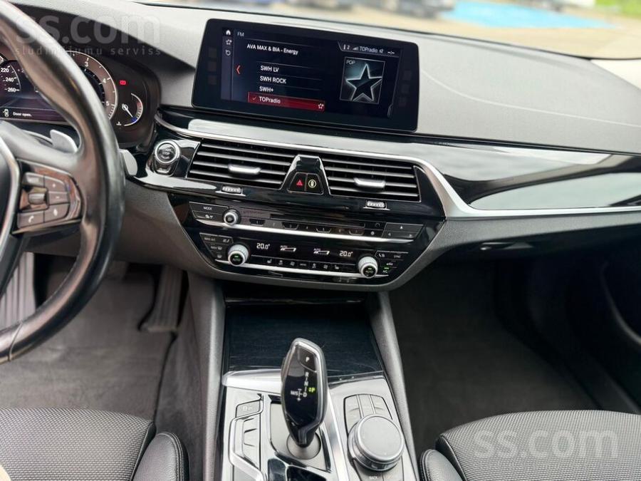 Pelēks BMW 520 2017 Rīga, ar dzinēja tilpumu 2.00 L un nobraukumu 141 tūkst. km par 19950 €, foto 18 vietnē AUTOMOTO.COM.LV
