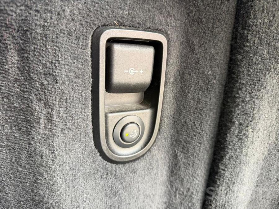 Pelēks BMW 520 2017 Rīga, ar dzinēja tilpumu 2.00 L un nobraukumu 141 tūkst. km par 19950 €, foto 21 vietnē AUTOMOTO.COM.LV