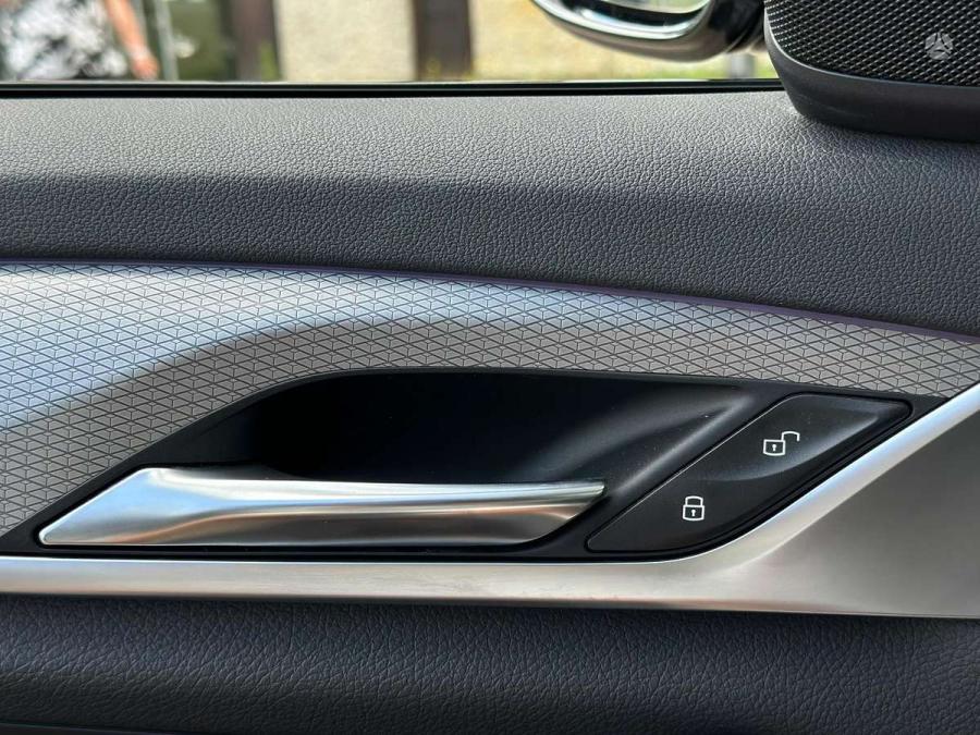 Pelēks BMW 520 2017 Kauņa, ar dzinēja tilpumu 2.00 L un nobraukumu 198 tūkst. km par 19980 €, foto 12 vietnē AUTOMOTO.COM.LV