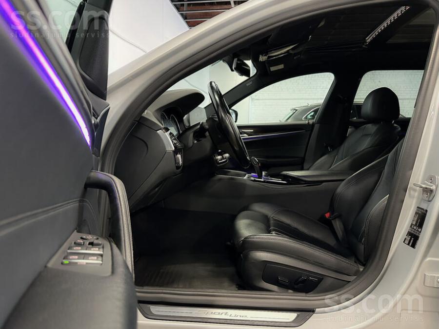 Grey BMW 520 2017 in Jurmala, with an engine capacity of 2.00 L and mileage of 261 thousand km for 16990 €, photo 17 on AUTOMOTO.COM.LV
