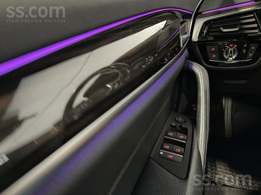 Grey BMW 520 2017 in Jurmala, with an engine capacity of 2.00 L and mileage of 261 thousand km for 16990 €, photo 26 on AUTOMOTO.COM.LV