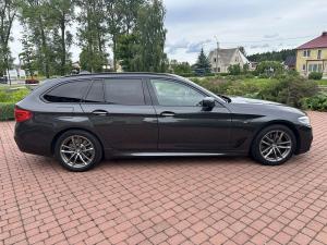 Grey BMW 520 2017 in Kelme, with an engine capacity of 2.00 L and mileage of 206 thousand km for 18500 €, photo 5 on AUTOMOTO.COM.LV
