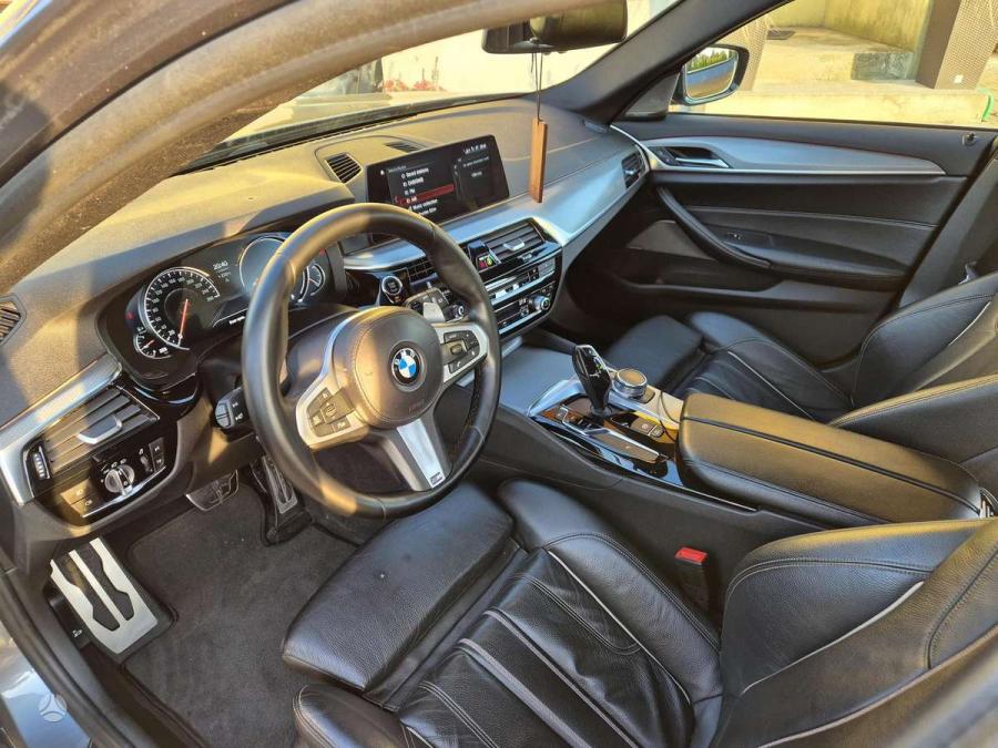 Pelēks BMW 520 2017 Ukmergė, ar dzinēja tilpumu 2.00 L un nobraukumu 304 tūkst. km par 17000 €, foto 12 vietnē AUTOMOTO.COM.LV
