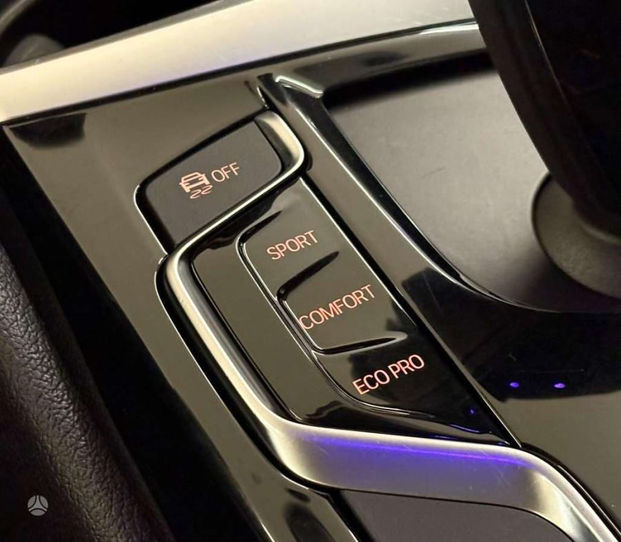 Pelēks BMW 520 2017 Marijampole, ar dzinēja tilpumu 2.00 L un nobraukumu 238 tūkst. km par 17850 €, foto 11 vietnē AUTOMOTO.COM.LV