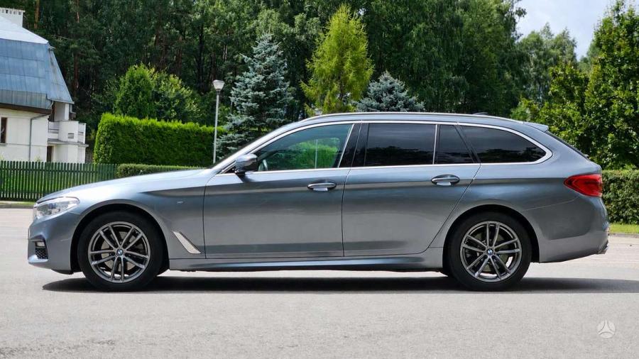 Grey BMW 520 2017 in Elektrenai, with an engine capacity of 2.00 L and mileage of 197 thousand km for 18800 €, photo 4 on AUTOMOTO.COM.LV