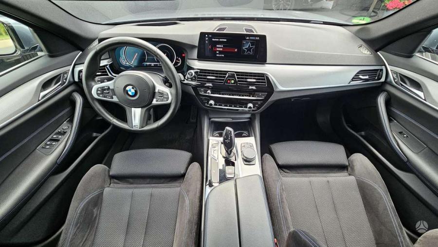 Grey BMW 520 2017 in Elektrenai, with an engine capacity of 2.00 L and mileage of 197 thousand km for 18800 €, photo 18 on AUTOMOTO.COM.LV