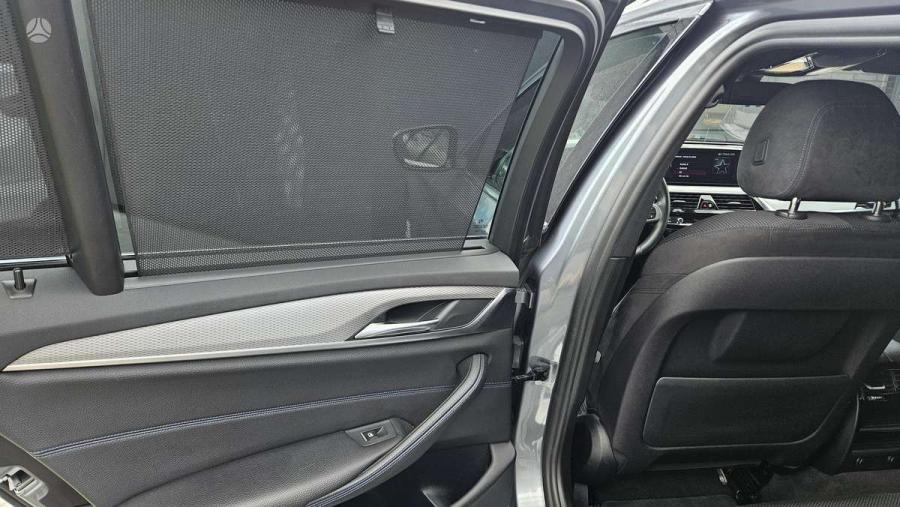 Grey BMW 520 2017 in Elektrenai, with an engine capacity of 2.00 L and mileage of 197 thousand km for 18800 €, photo 24 on AUTOMOTO.COM.LV
