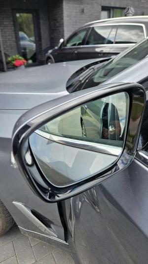Grey BMW 520 2017 in Elektrenai, with an engine capacity of 2.00 L and mileage of 197 thousand km for 18800 €, photo 29 on AUTOMOTO.COM.LV