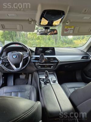 Grey BMW 520 2017 in Riga, with an engine capacity of 2.00 L and mileage of 190 thousand km for 17000 €, photo 7 on AUTOMOTO.COM.LV