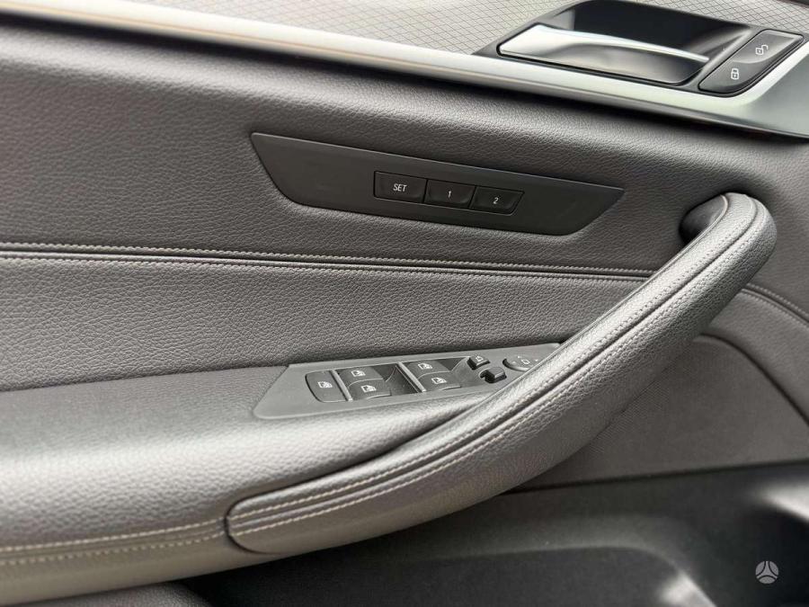 Pelēks BMW 520 2017 Utena, ar dzinēja tilpumu 2.00 L un nobraukumu 225 tūkst. km par 17800 €, foto 31 vietnē AUTOMOTO.COM.LV