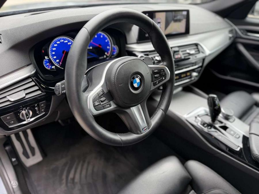 Pelēks BMW 520 2017 Utena, ar dzinēja tilpumu 2.00 L un nobraukumu 225 tūkst. km par 17800 €, foto 33 vietnē AUTOMOTO.COM.LV