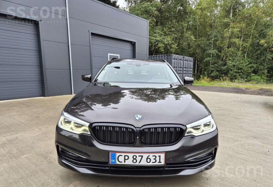 Grey BMW 520 2017 in Riga, with an engine capacity of 2.00 L and mileage of 333 thousand km for 14950 €, photo 4 on AUTOMOTO.COM.LV