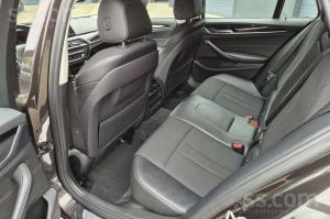 Grey BMW 520 2017 in Riga, with an engine capacity of 2.00 L and mileage of 333 thousand km for 14950 €, photo 10 on AUTOMOTO.COM.LV