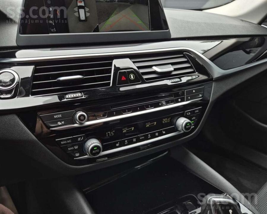 Grey BMW 520 2017 in Riga, with an engine capacity of 2.00 L and mileage of 333 thousand km for 14950 €, photo 15 on AUTOMOTO.COM.LV