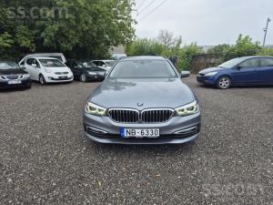 Grey BMW 520 2018 in Riga, with an engine capacity of 2.00 L and mileage of 188 thousand km for 19490 €, photo 3 on AUTOMOTO.COM.LV