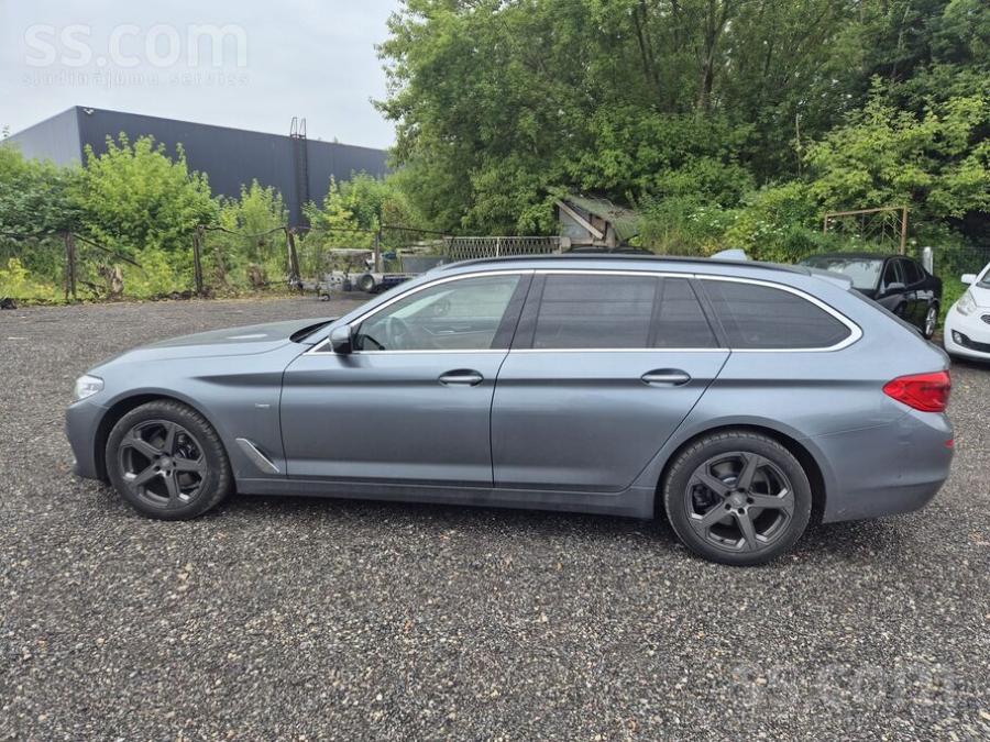 Grey BMW 520 2018 in Riga, with an engine capacity of 2.00 L and mileage of 188 thousand km for 19490 €, photo 9 on AUTOMOTO.COM.LV