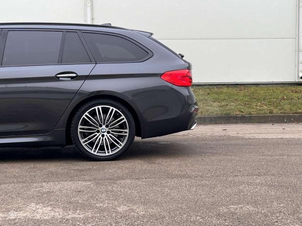 Pelēks BMW 520 2018 Kauņa, ar dzinēja tilpumu 2.00 L un nobraukumu 265 tūkst. km par 19800 €, foto 9 vietnē AUTOMOTO.COM.LV