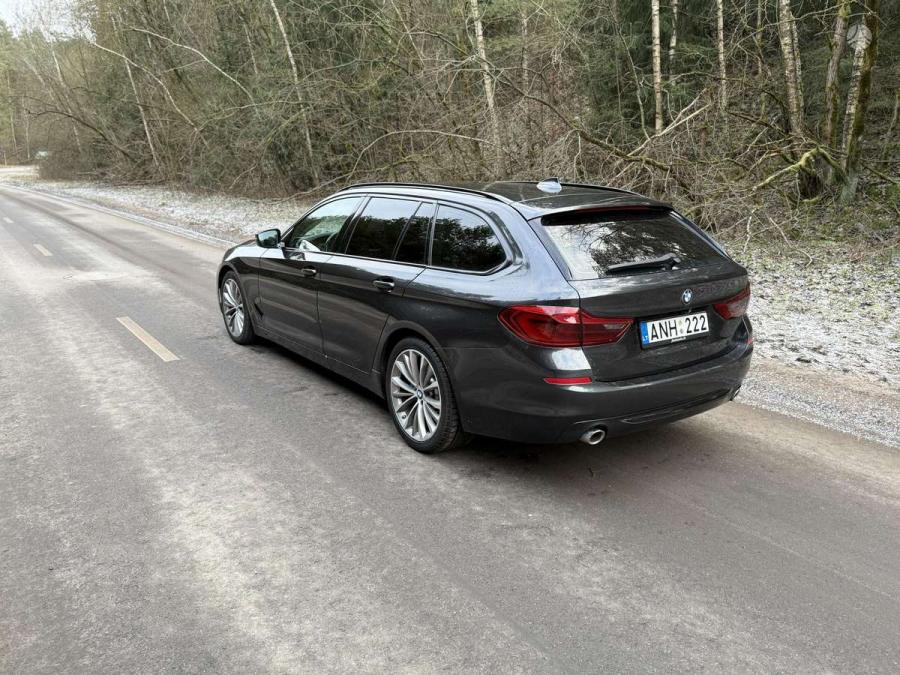 Pelēks BMW 520 2018 Viļņa, ar dzinēja tilpumu 2.00 L un nobraukumu 239 tūkst. km par 16500 €, foto 2 vietnē AUTOMOTO.COM.LV