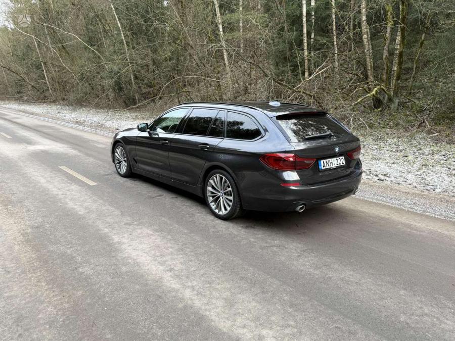 Pelēks BMW 520 2018 Viļņa, ar dzinēja tilpumu 2.00 L un nobraukumu 239 tūkst. km par 16500 €, foto 3 vietnē AUTOMOTO.COM.LV