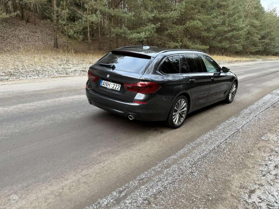 Pelēks BMW 520 2018 Viļņa, ar dzinēja tilpumu 2.00 L un nobraukumu 239 tūkst. km par 16500 €, foto 4 vietnē AUTOMOTO.COM.LV